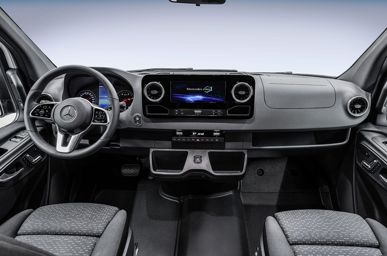 Conocé el interior de la nueva Mercedes-Benz Sprinter -Conduciendo.com